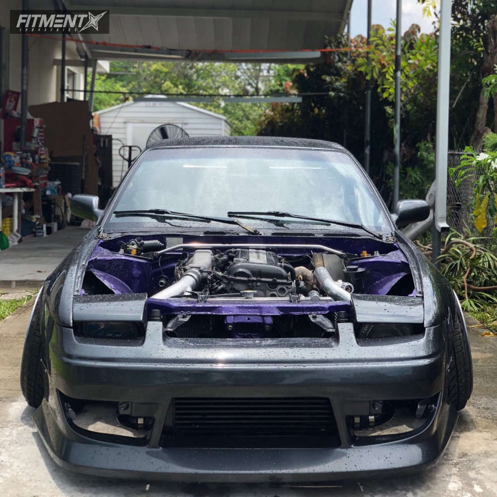 1991 Nissan 240SX with 17x9.5 ESR Sr06 and Achilles 205x40 on Coilovers ...
