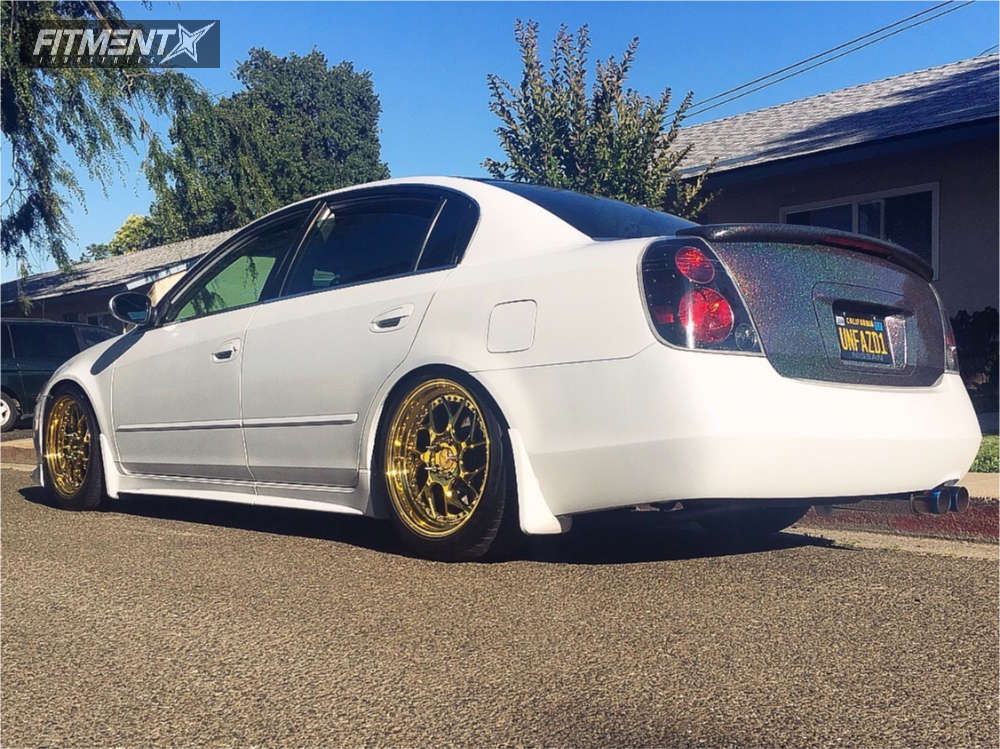 2006 Nissan Altima with 18x8.5 Aodhan Ds01 and Yokohama 225x45 on ...
