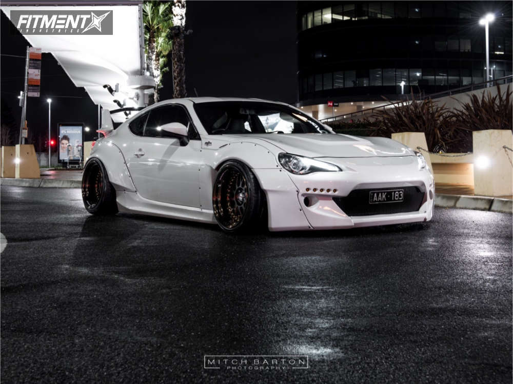 2015 Toyota 86 with 18x9.5 Work Meister M13P and Achilles 225x35 on Air ...