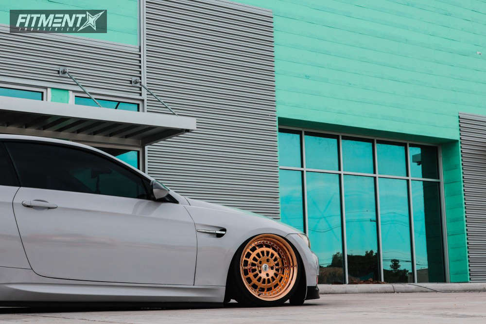 2010 BMW 335i Base with 19x9.5 ESM 015 and Dcenti 225x35 on Air ...