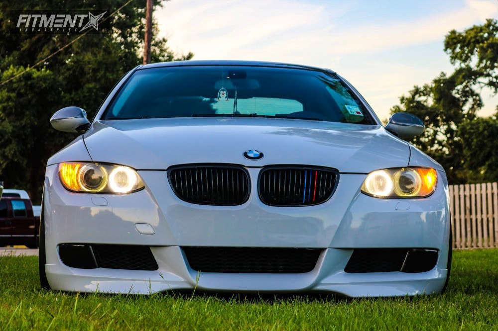 2010 BMW 335i Base with 19x9.5 ESM 015 and Dcenti 225x35 on Air ...