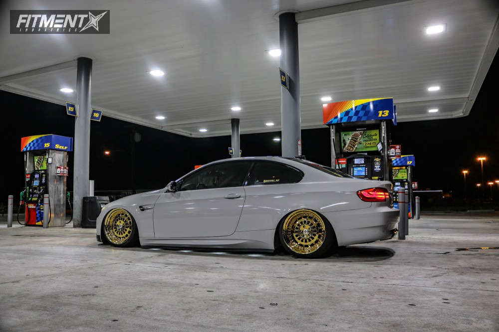 2010 BMW 335i Base with 19x9.5 ESM 015 and Dcenti 225x35 on Air ...