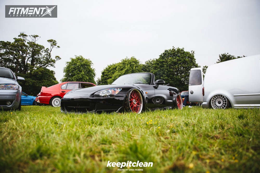 2005 Honda S2000 Base with 18x8 Work VS MX and Nankang 215x35 on Air ...