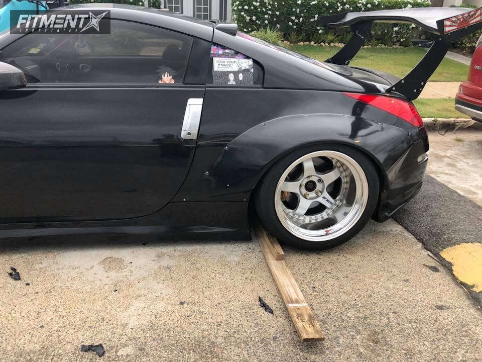 2004 Nissan 350Z with 18x12 Work Meister S1 3p and Kumho 285x35 on ...