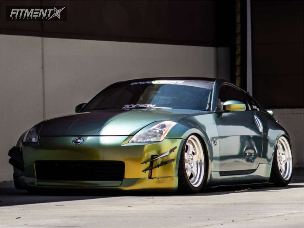 2004 Nissan 350Z with 18x8.5 ESR Sr06 and Federal 225x35 on Air Suspension | 425946 | Fitment ...