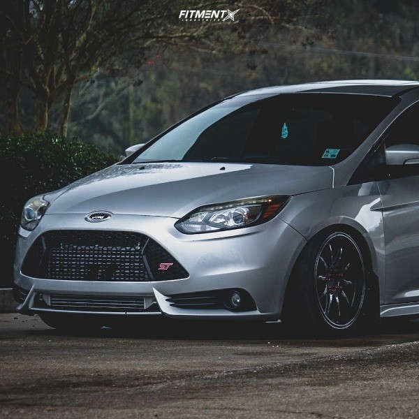 2014 Ford Focus ST with 18x9 XXR 527d and Nitto 215x40 on Coilovers ...