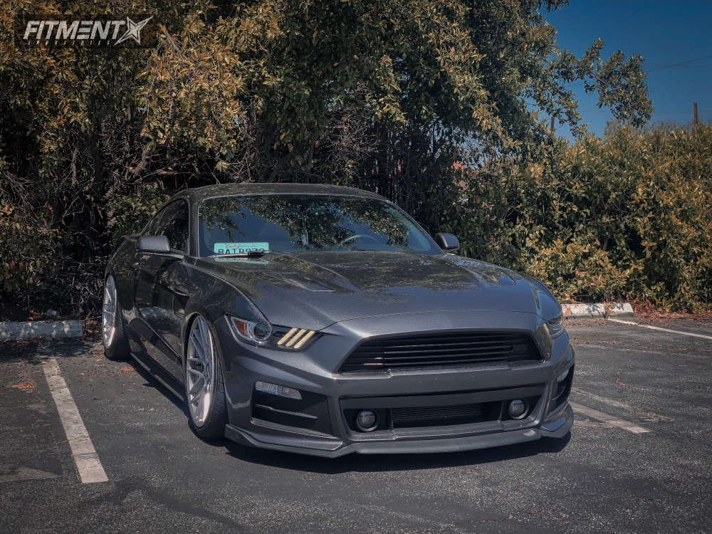 2016 Ford Mustang GT with 20x10 Rotiform Rse and Delinte 255x35 on Air ...