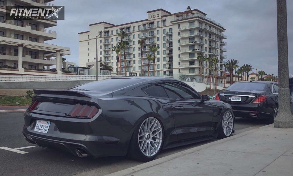 2016 Ford Mustang GT with 20x10 Rotiform Rse and Delinte 255x35 on Air ...