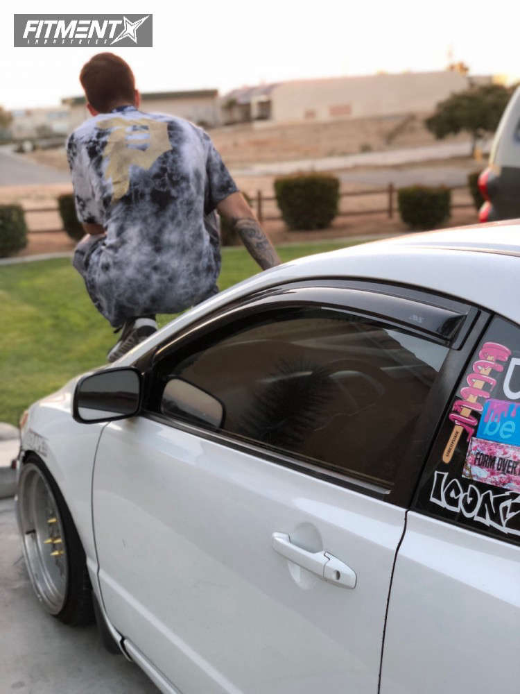 2007 Honda Civic with 17x10 STR 606 and Michelin 215x40 on Coilovers ...