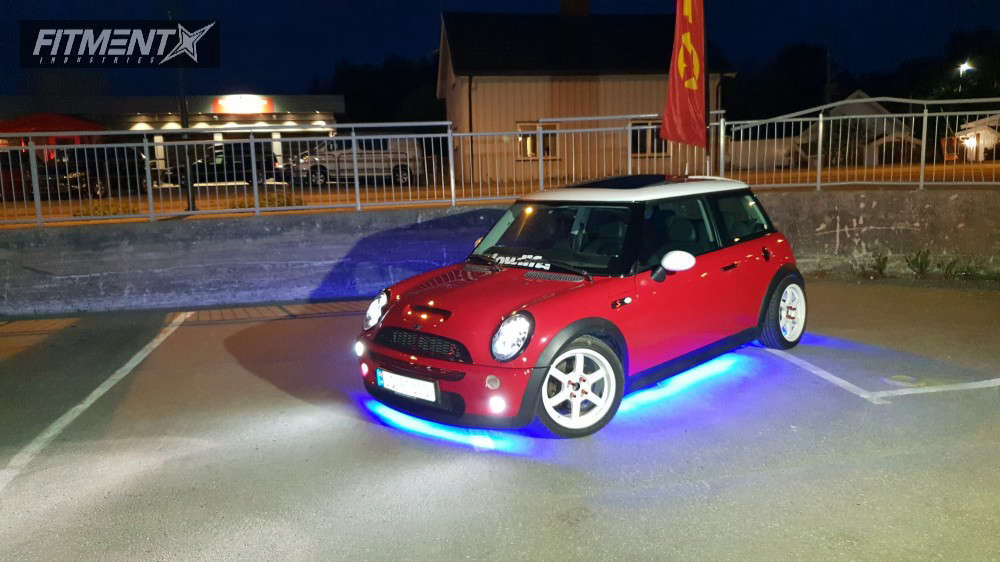 2002 Mini Cooper with 16x7 Rota Grid and Nankang 205x45 on Coilovers ...