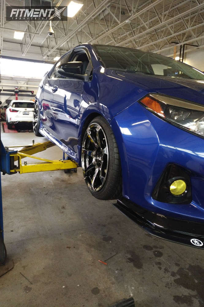 2014 Toyota Corolla with 18x9 Cosmis Racing Mr7 and Achilles 215x40 on ...