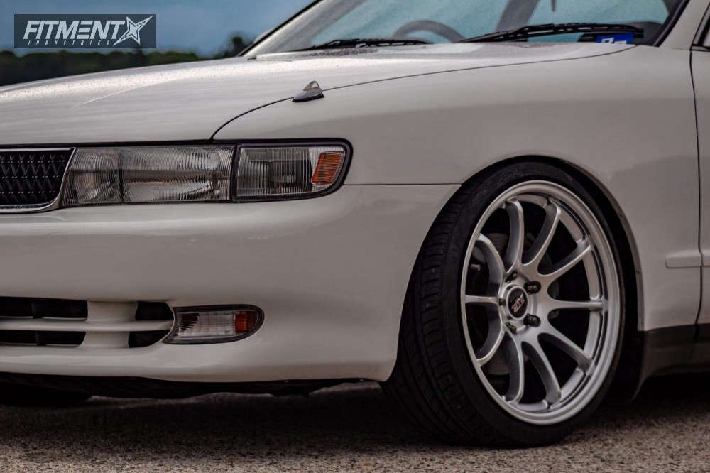 1993 Toyota Chaser with 18x9 STR 901 and Nankang 225x35 on Coilovers ...