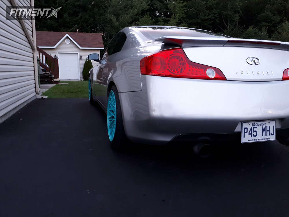 2004 INFINITI G35 with 18x9.5 F1R F23 and Continental 245x35 on ...
