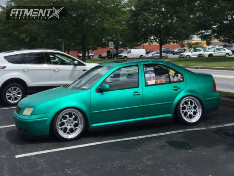 2001 Volkswagen Jetta with 18x8.5 Aodhan Ds01 and Yokohama 215x35 on ...