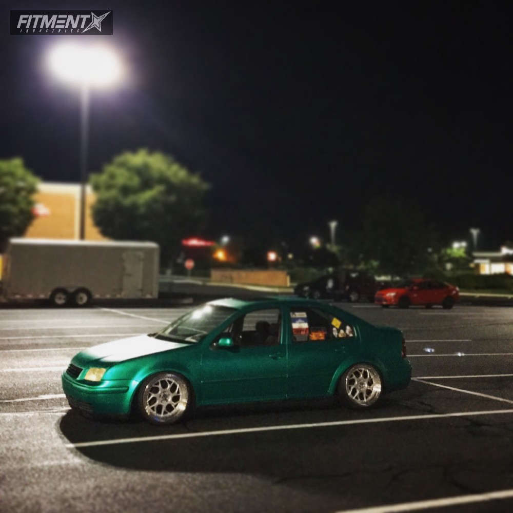 2001 Volkswagen Jetta with 18x8.5 Aodhan Ds01 and Yokohama 215x35 on ...