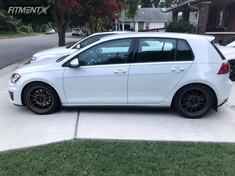 2017 Volkswagen GTI with 18x8.5 Konig Hypergram and Firestone 225x40 on ...