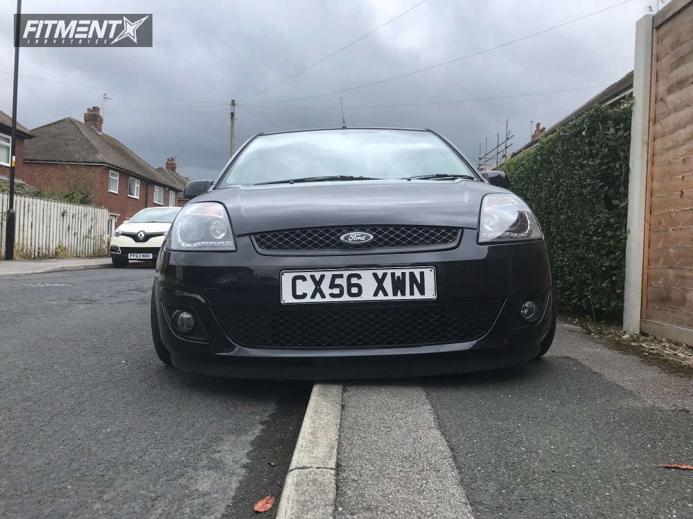 2006 Ford Fiesta with 15x8 Axe EX8 and Nankang 195x45 on Coilovers ...