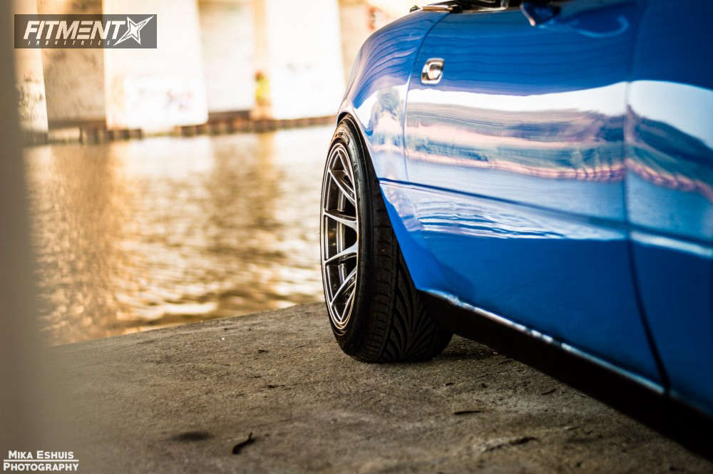 1993 Mazda MX-5 Miata with 15x8.25 XXR 527 and Toyo Tires 195x50 on ...