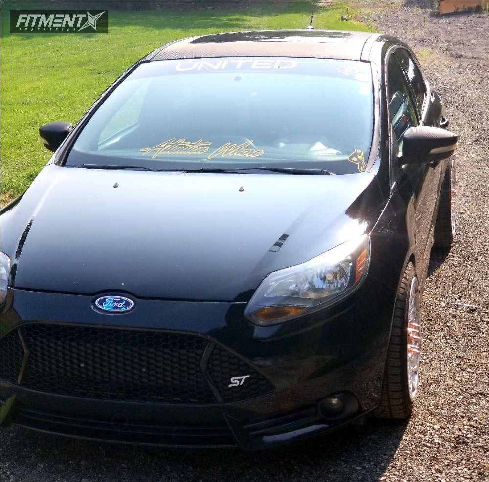2013 Ford Focus with 18x8.5 Radi8 R8b12 and Falken 235x40 on Lowering ...