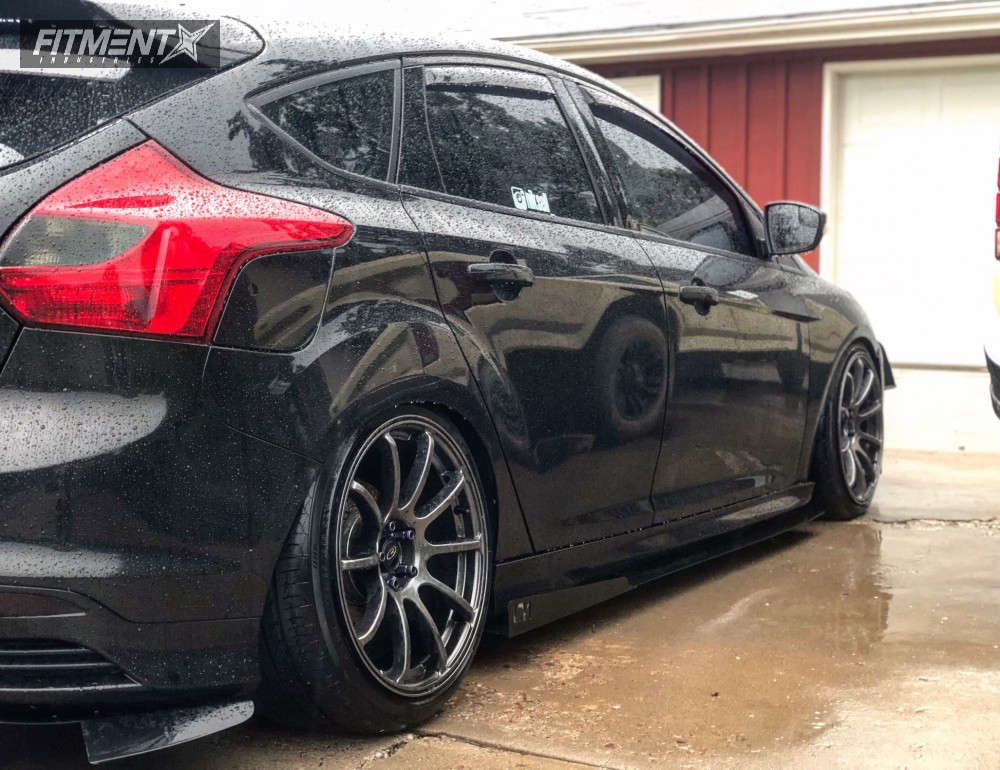 2014 Ford Focus with 18x9 Rota G-force and Firestone 225x40 on ...
