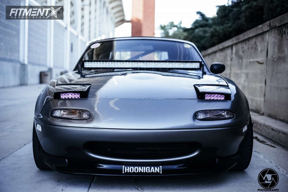 1991 Mazda MX-5 Miata with 15x7 Rota Kyusha and Falken 195x50 on ...