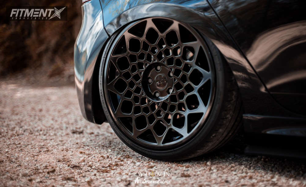 2010 Volkswagen Golf R with 19x8.5 Radi8 R8b12 and Michelin 235x35 on ...