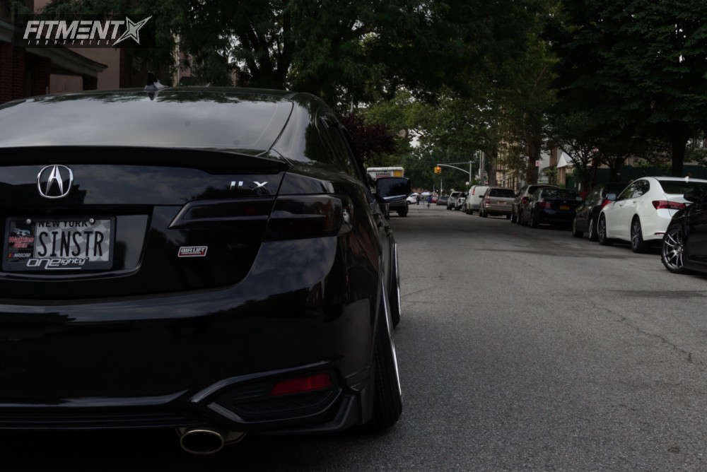 2017 Acura ILX Premium with 18x10 Work VS XX and Federal 245x35 on Air ...