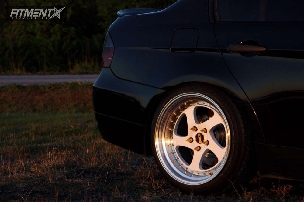 2006 BMW 3 Series Base with 18x9.5 ESR Sr02 and Goodyear 215x35 on Coilovers | 466235 | Fitment ...