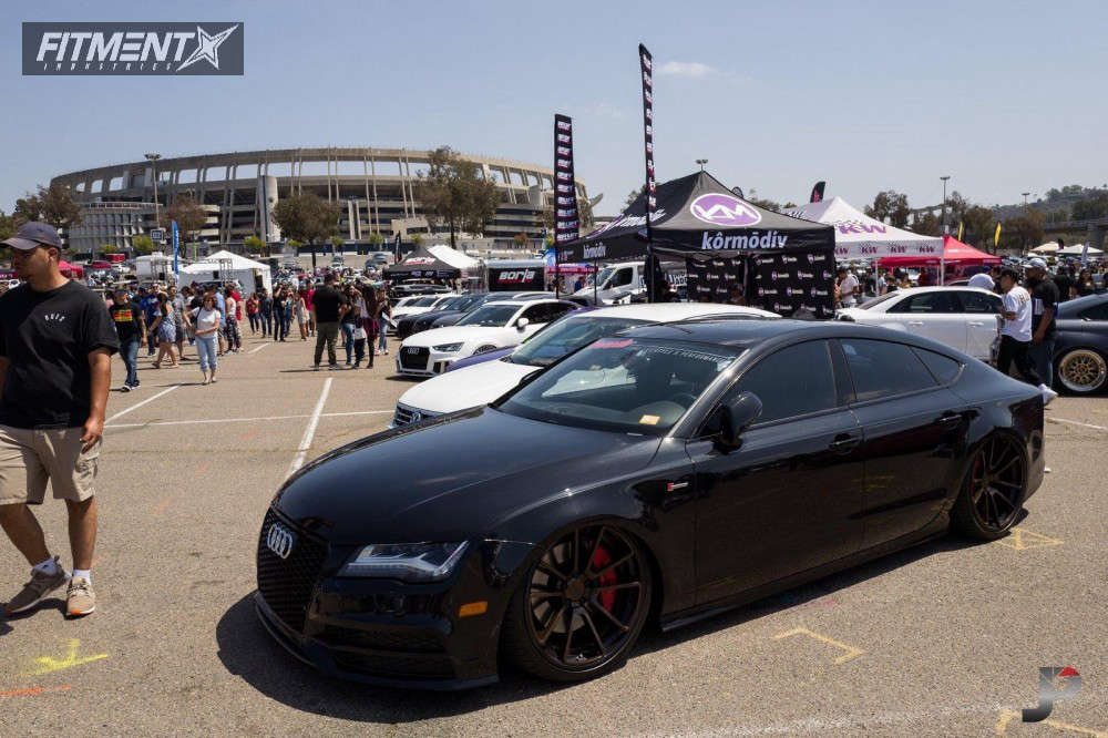 2013 Audi A7 Quattro Base with 21x10.5 Rotiform Spf and Hankook 275x30 ...