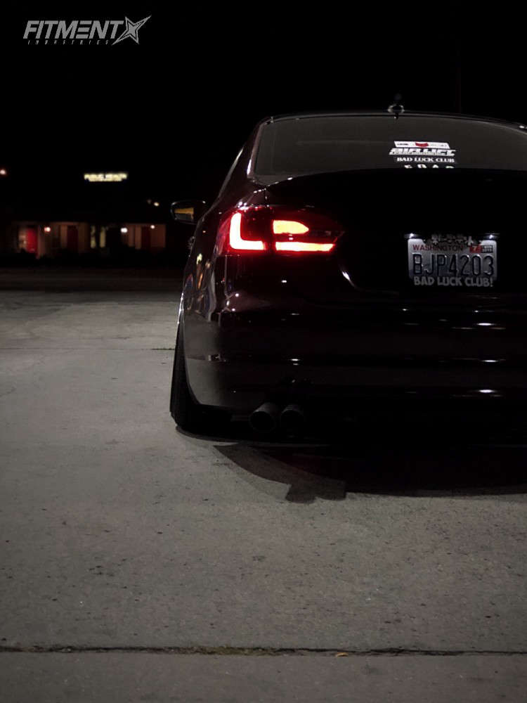 2011 Volkswagen Jetta TDI with 18x9 VSP Type 1 and Nankang 205x40 on ...