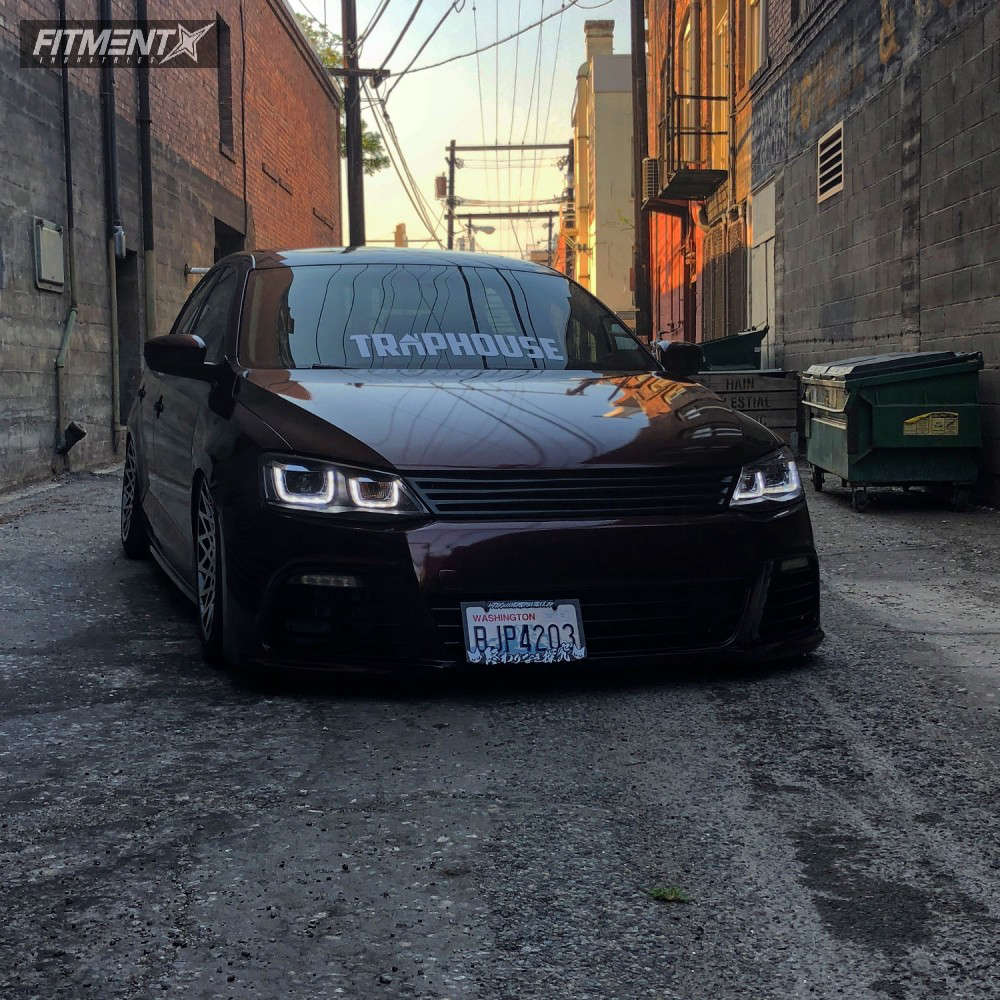 2011 Volkswagen Jetta TDI with 18x9 VSP Type 1 and Nankang 205x40 on ...