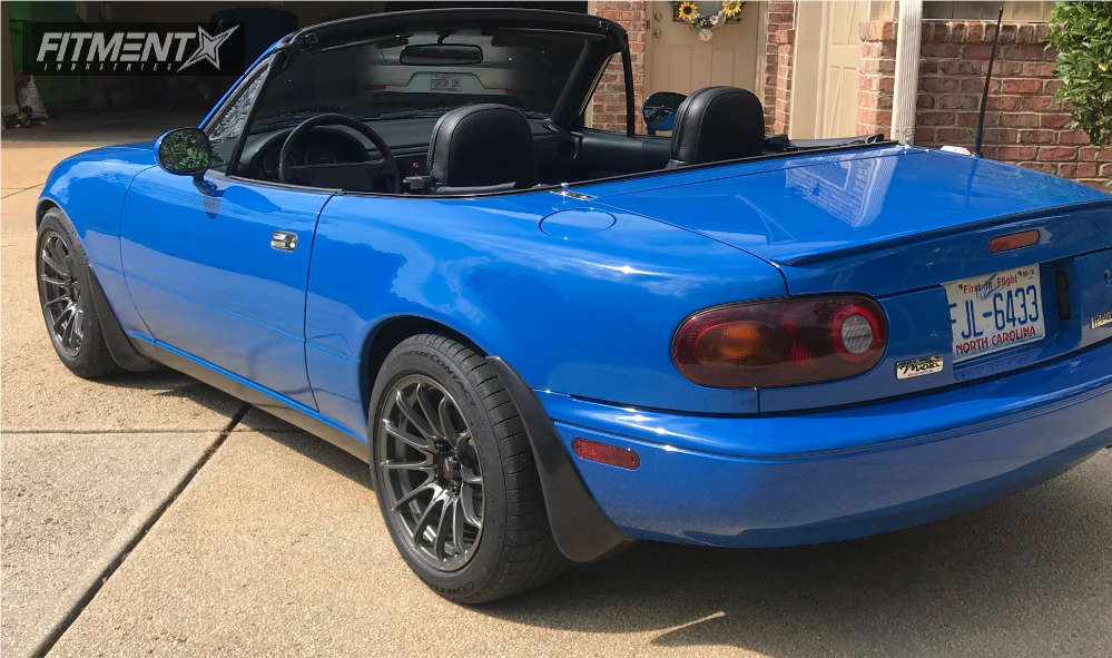 1990 Mazda Miata Base with 15x8 Konig Dial In and Continental 205x50 on ...