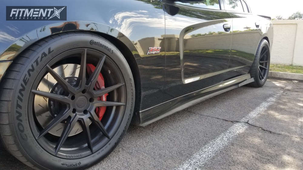 2013 Dodge Charger SXT with 20x9 Rohana Rf2 and Continental 275x40 on ...
