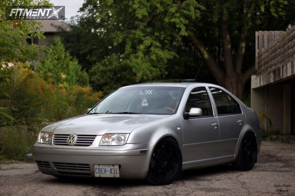2002 Volkswagen Jetta GLS 4dr Sedan (2.0L 4cyl 4A) with 17x8 Fast ...