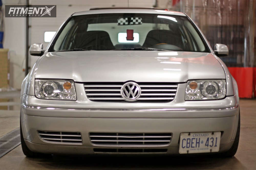 2002 Volkswagen Jetta GLS 4dr Sedan (2.0L 4cyl 4A) with 17x8 Fast ...