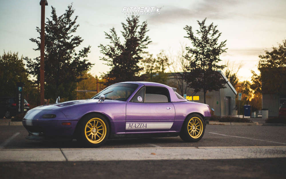 1991 Mazda MX-5 Miata Base with 15x8 Cosmis Racing XT-206R and Federal ...