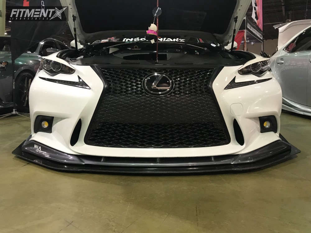2016 Lexus IS200t F Sport with 19x8.5 Avant Garde M621 and Delinte ...