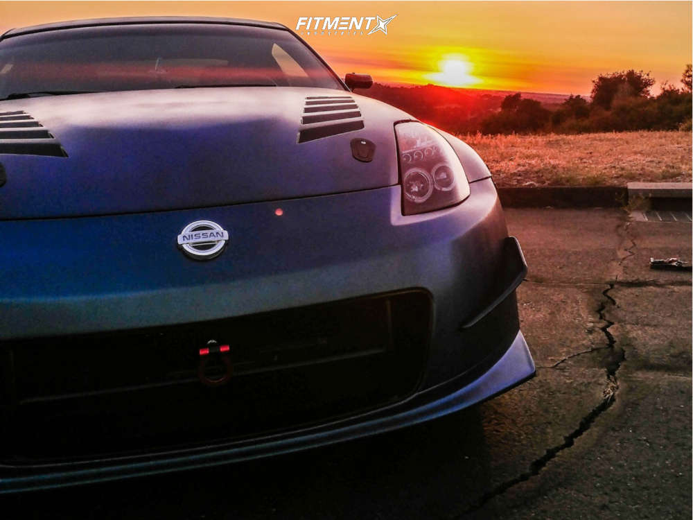 2005 Nissan 350Z Track with 18x9.5 ESR Sr07 and Hankook 245x40 on Stock ...