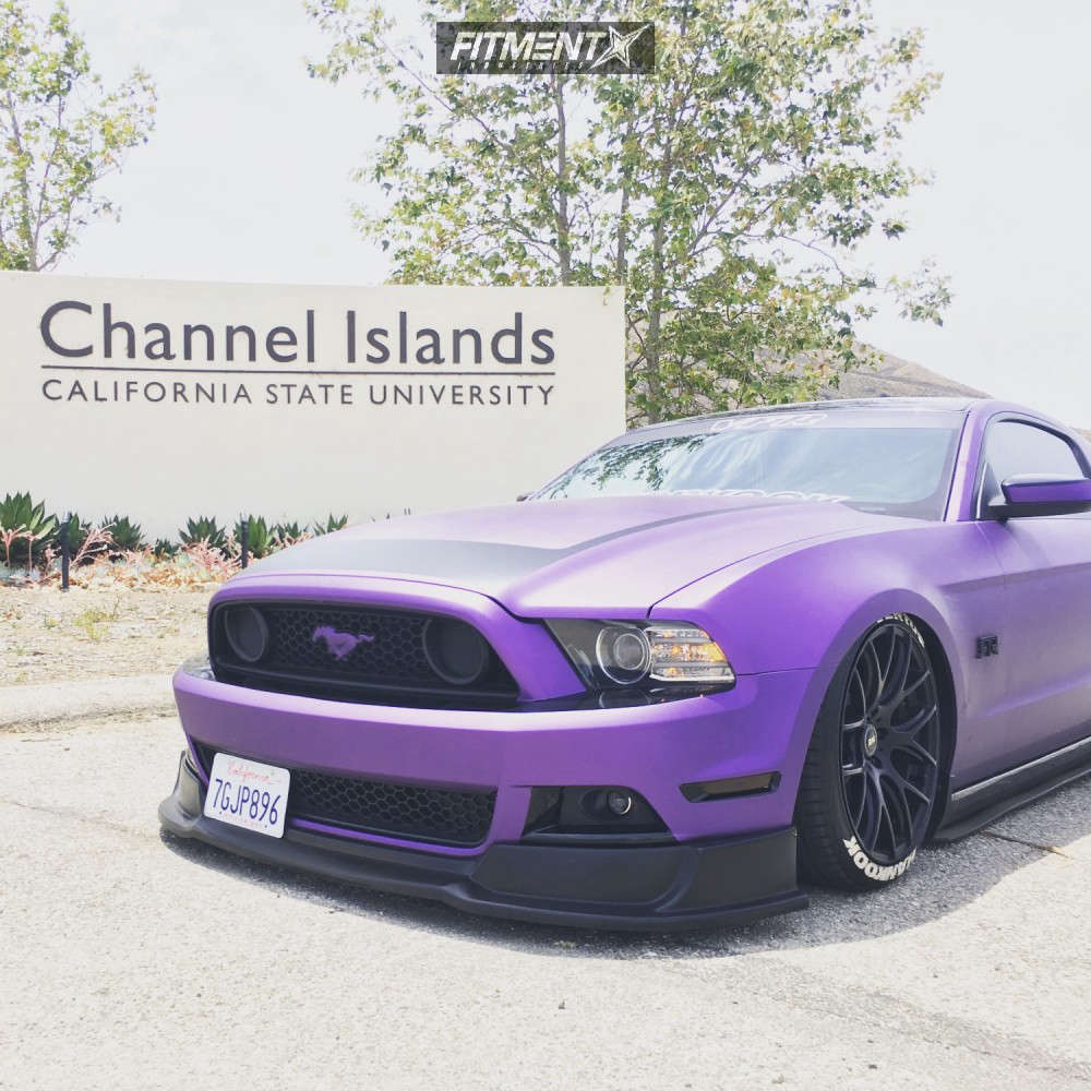 2014 Ford Mustang GT with 19x8.5 SVE Drift and Accelera 255x35 on Air ...