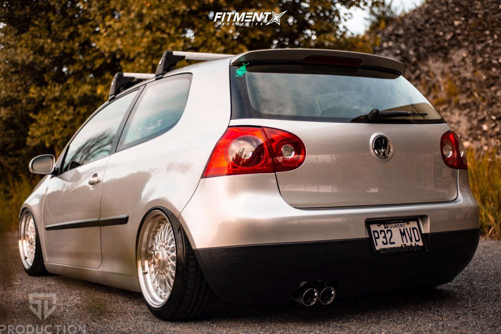 2007 Volkswagen Rabbit 2.5 with 17x8.5 ESR Sr03 and Minerva 205x45 on ...