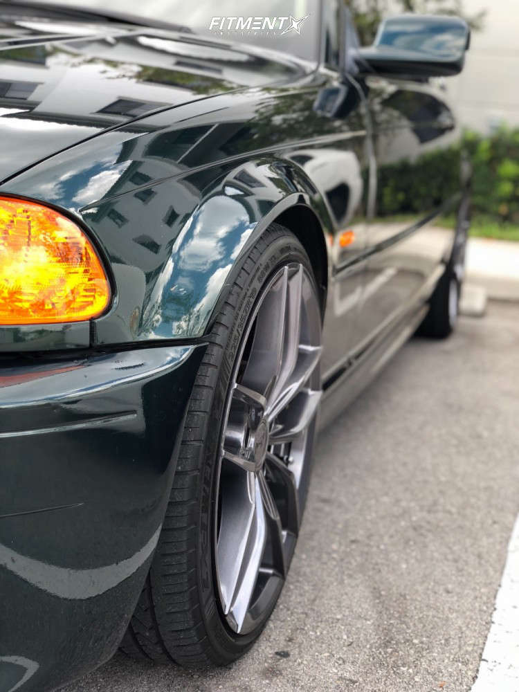 2003 BMW 325Ci Base with 19x8.5 Niche Vosso and Lexani 225x35 on Stock ...