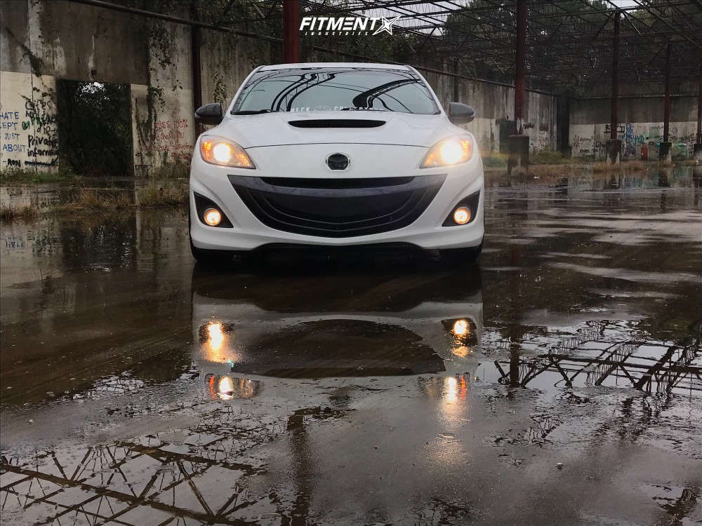 2013 Mazda MazdaSpeed3 Base with 18x8.5 Cosmis Racing R1 and Nitto 235x40 on Coilovers | 501118 ...