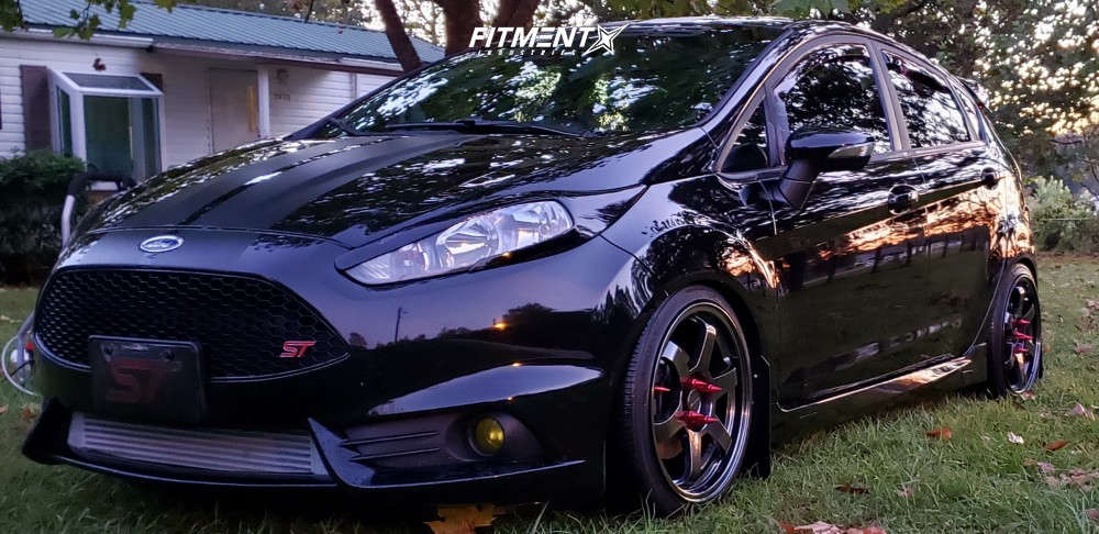 2016 Ford Fiesta ST with 17x8 Rota Grid and Hankook 205x40 on Lowering ...