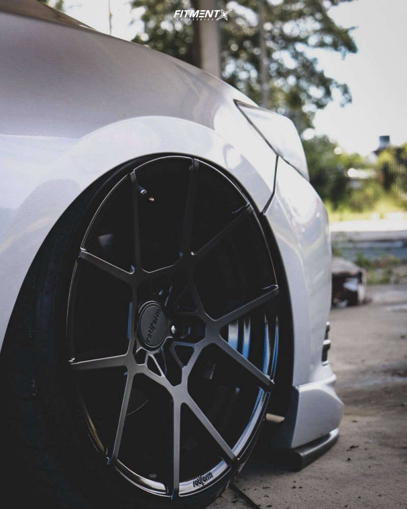 2013 Acura ILX Base with 18x9.5 Rotiform Kps and Federal 215x35 on Air ...