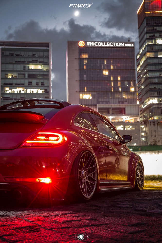 2013 Volkswagen Beetle Turbo with 19x10 Rotiform Rse and Hankook 235x35 ...