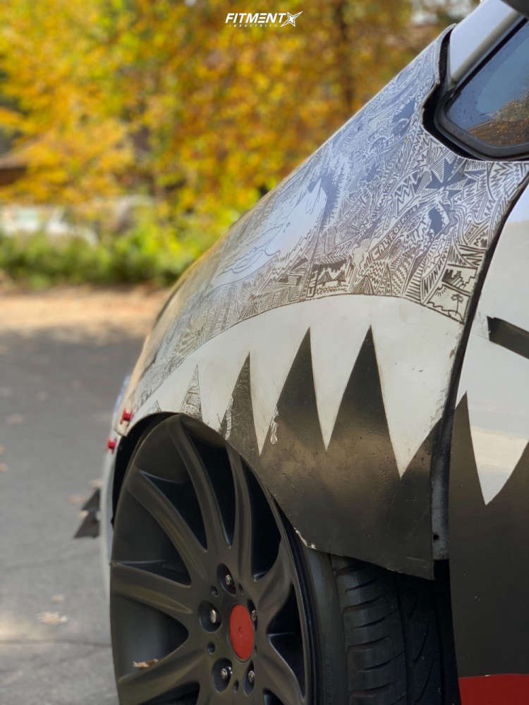 2004 Toyota Prius Base with 19x9 OEM Wheels Style 95 and Delinte 215x35 ...