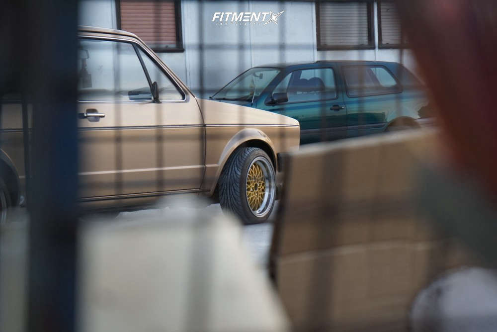 1982 Volkswagen Rabbit Base with 15x7 Exip KBA and Dunlop 185x45 on ...