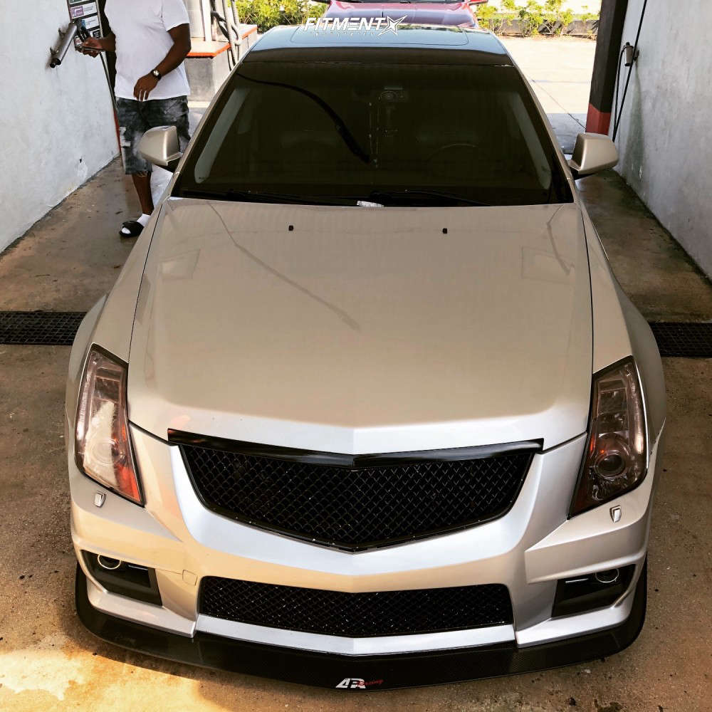 2009 Cadillac CTS 4dr Sedan AWD w/Direct Injection (3.6L 6cyl 6A) with ...