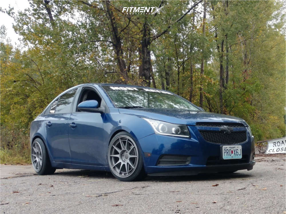 2012 Chevrolet Cruze LT with 18x8.5 ESR Sr13 and Achilles 205x40 on ...