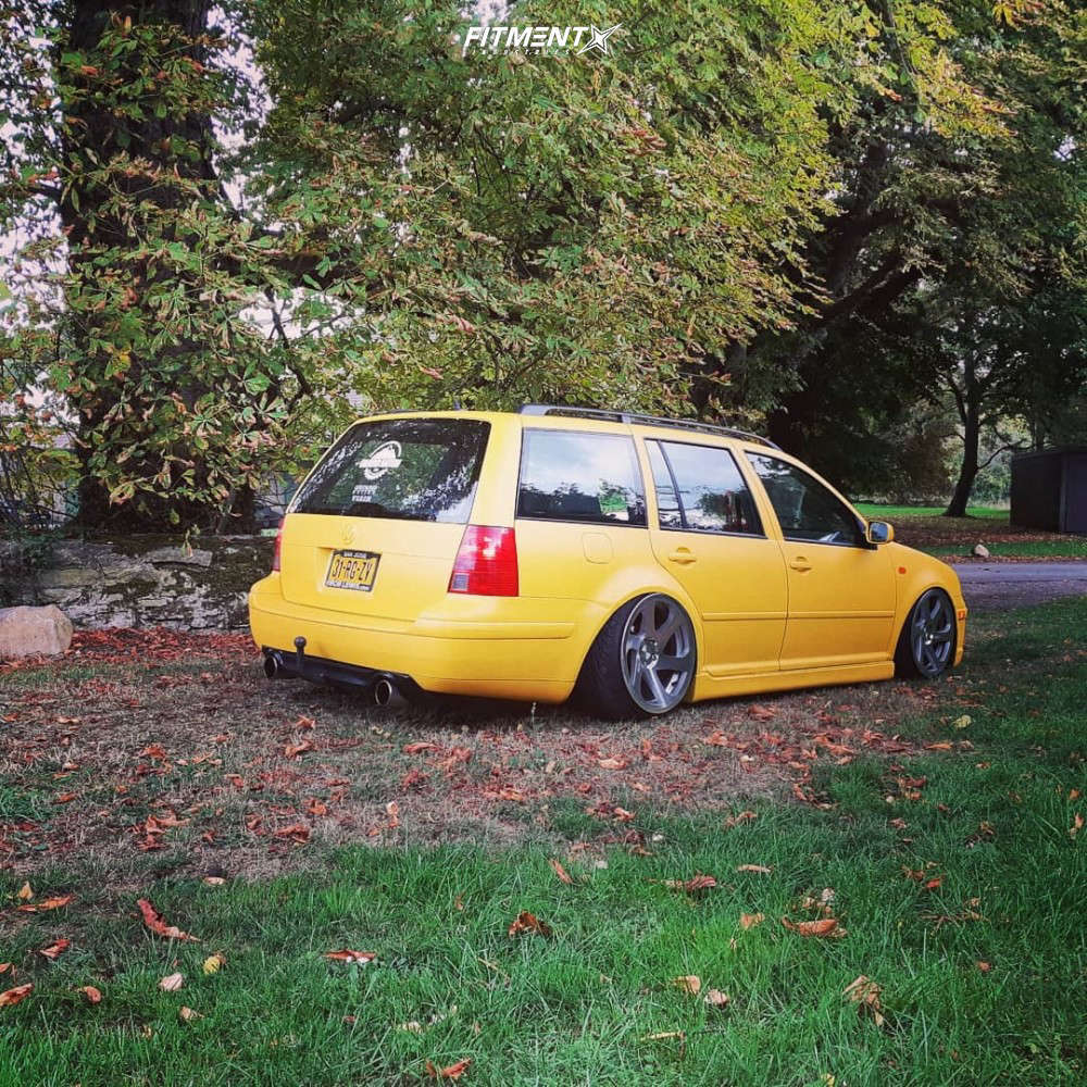 2003 Volkswagen Jetta GL with 18x8.5 3SDM 0.06 and Nankang 205x35 on ...
